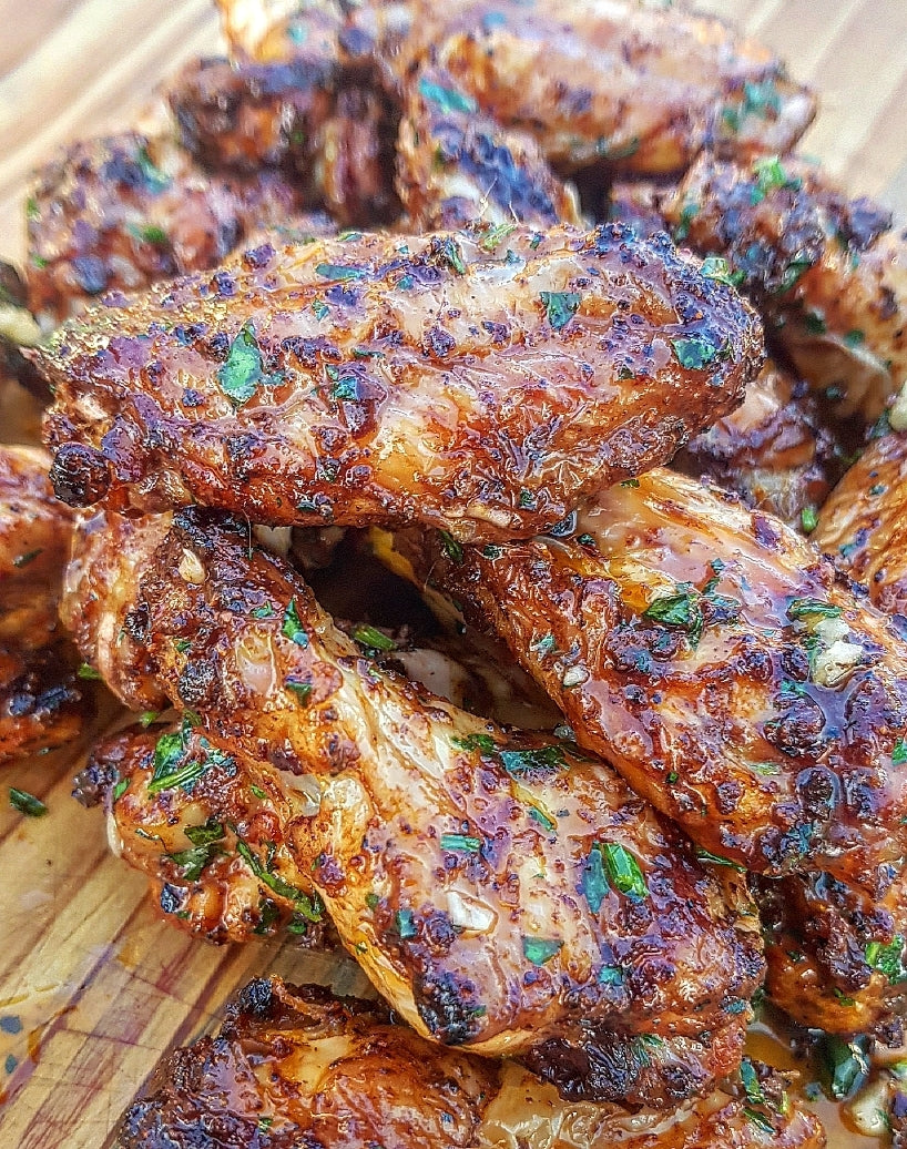GOOD OL’ GARLIC BUTTER WINGS – Norfolk Smoke Pit